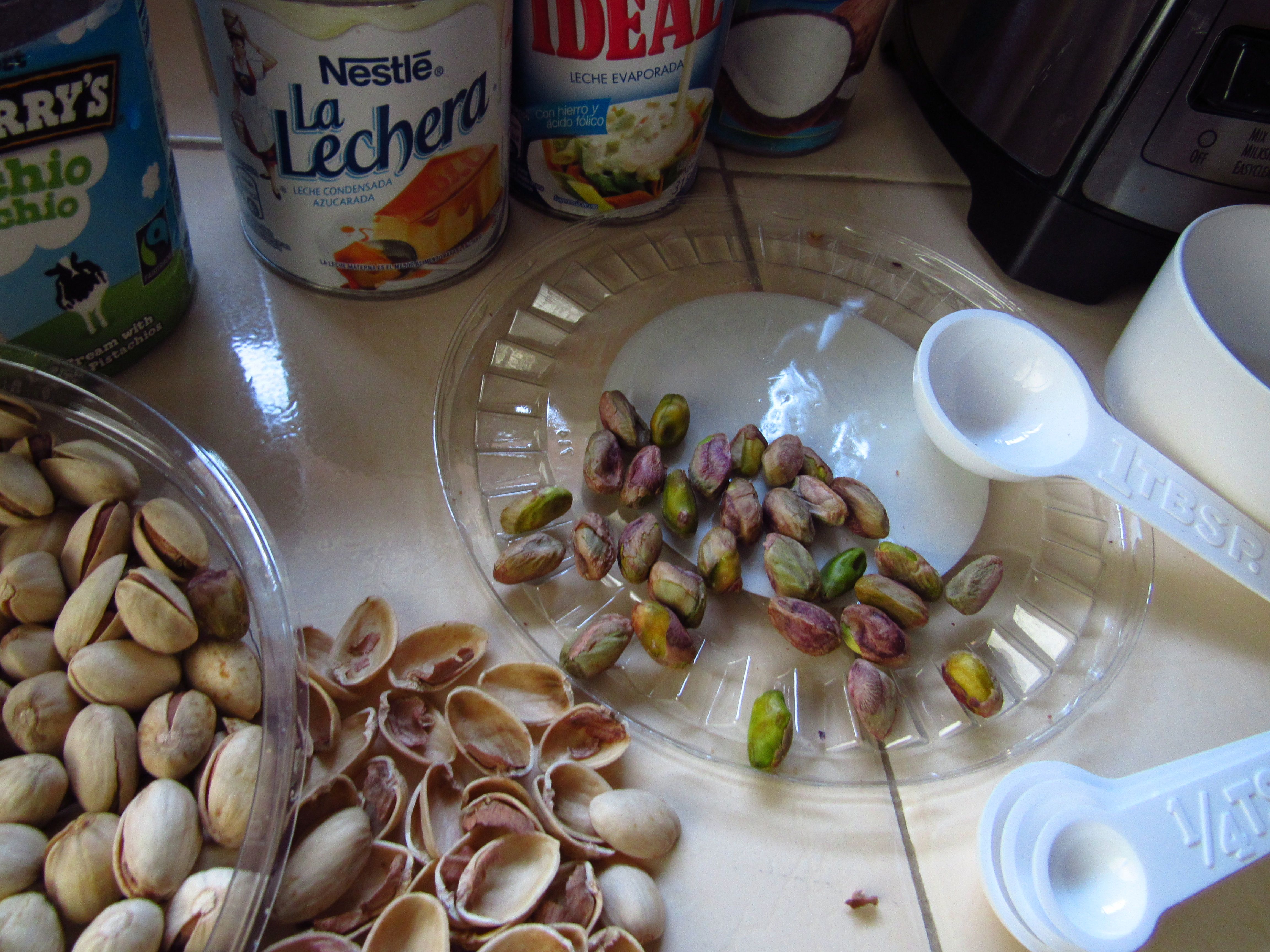 Ron ponche de pistacho