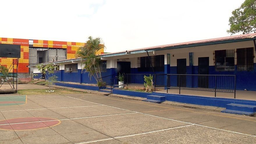 Revisarán uso correcto del uniforme en el Instituto Técnico de Don Bosco