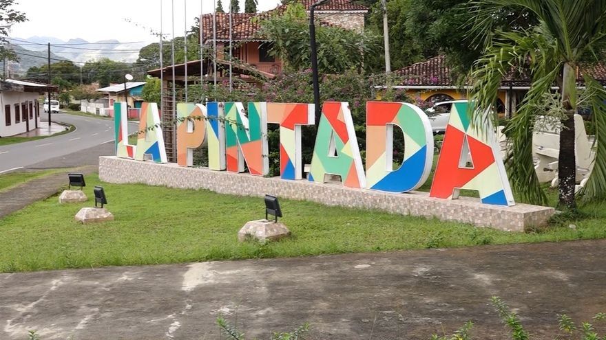 Autoridades de La Pintada de Coclé decretan toque de queda desde este ... Autoridades de La Pintada de Coclé decretan toque de queda desde este ...