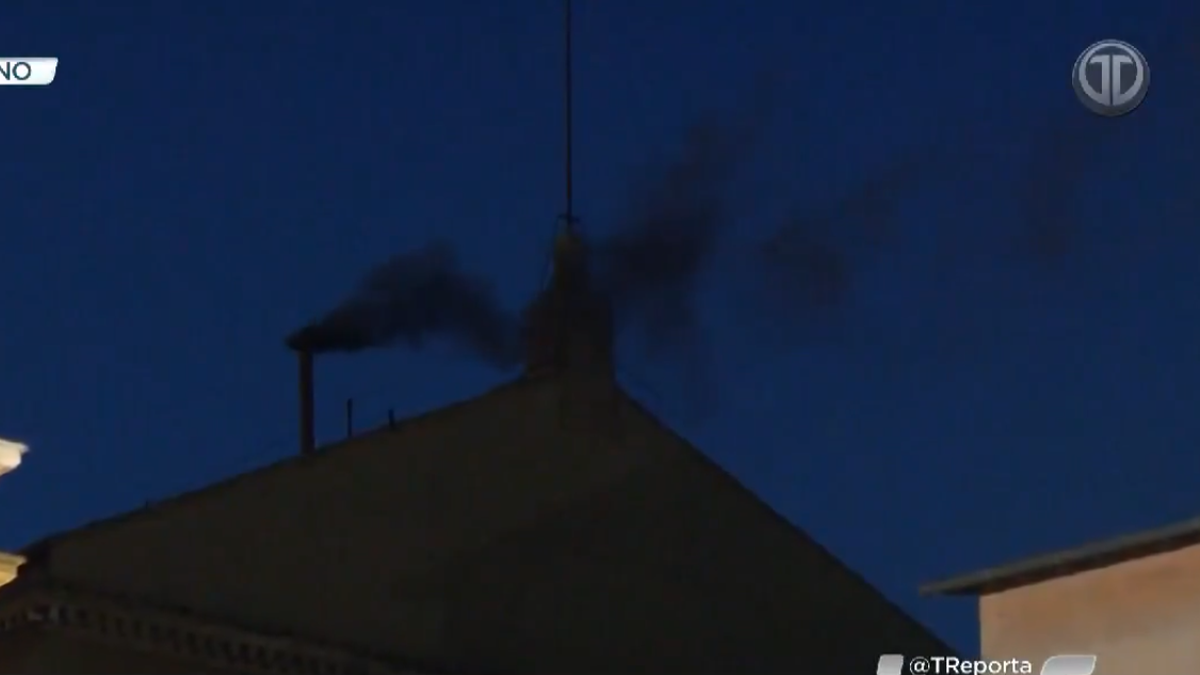 Cónclave 2025: ¿Qué significan el humo negro y el humo blanco en la ...