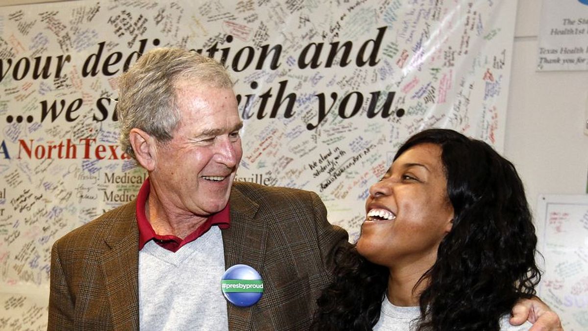 Bush hijo publica libro sobre su padre, vivencias