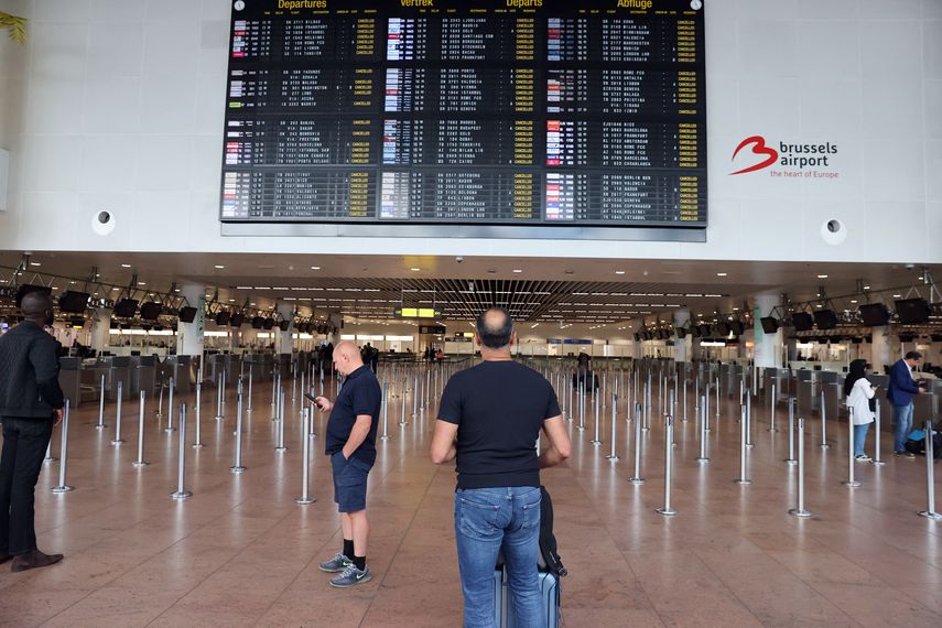Aeropuerto De Bruselas El Mayor De Bélgica Cancela Todos Sus Vuelos