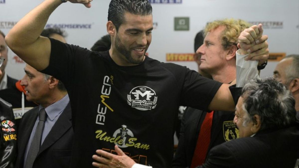 El campeón mundial Manuel Charr da positivo por anabolizantes