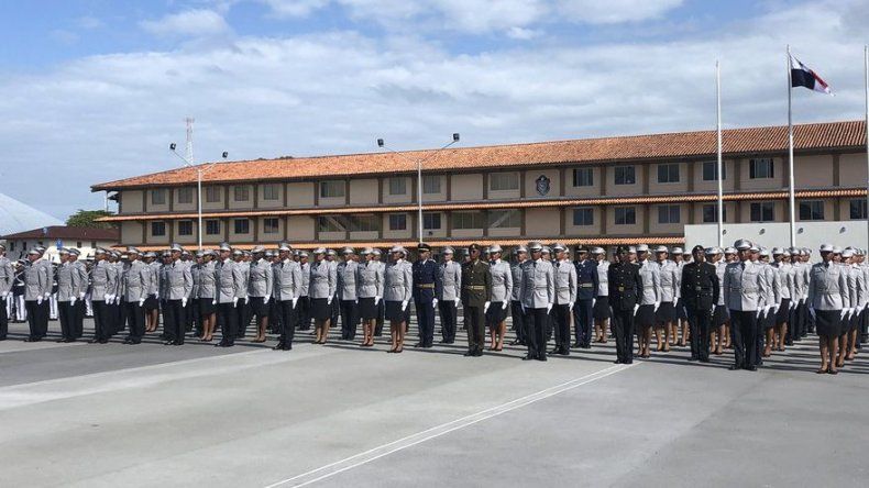 Más De 130 Nuevos Oficiales Se Graduaron De Esopol