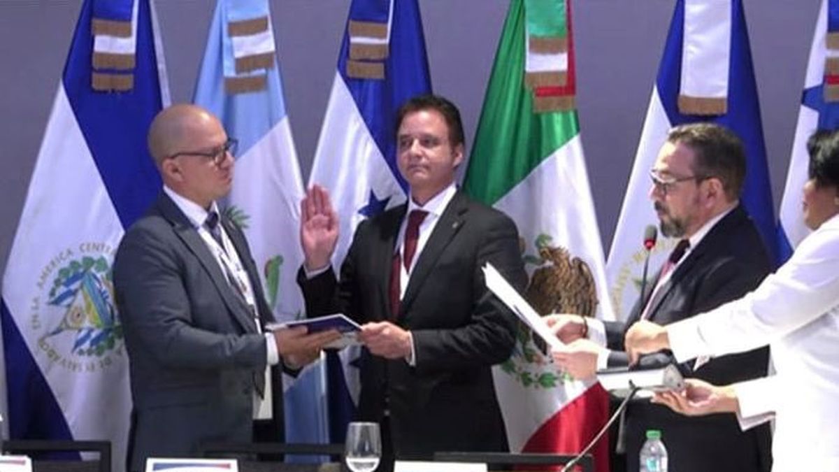 Contralor Gerardo Solís es el nuevo presidente de la Organización ...