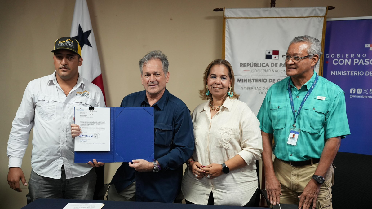 MiAmbiente inicia proyecto de rehabilitación del camino al Volcán Barú
