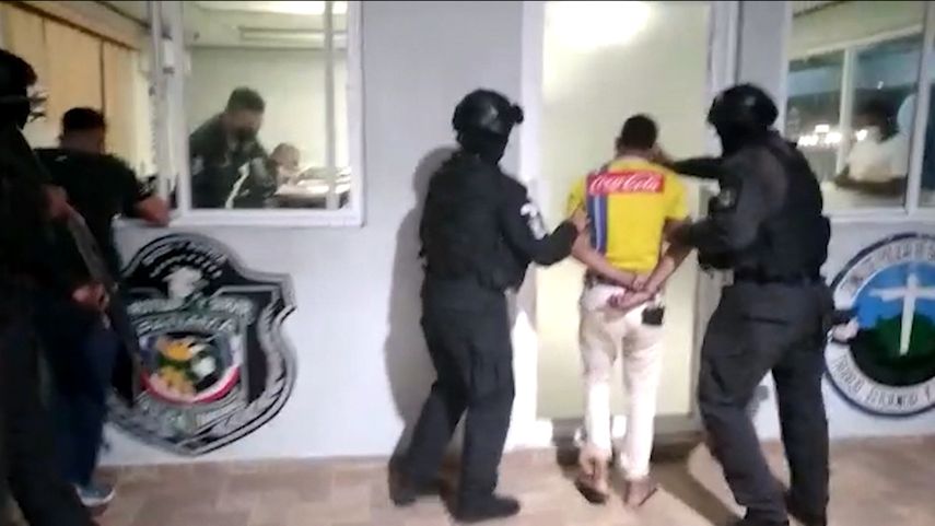 Autoridades Recuperan Más De B 100 Mil En Celulares De Manos De Red