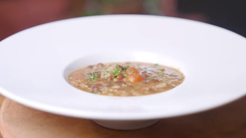 Aprende a preparar un rico guacho de costilla de cerdo