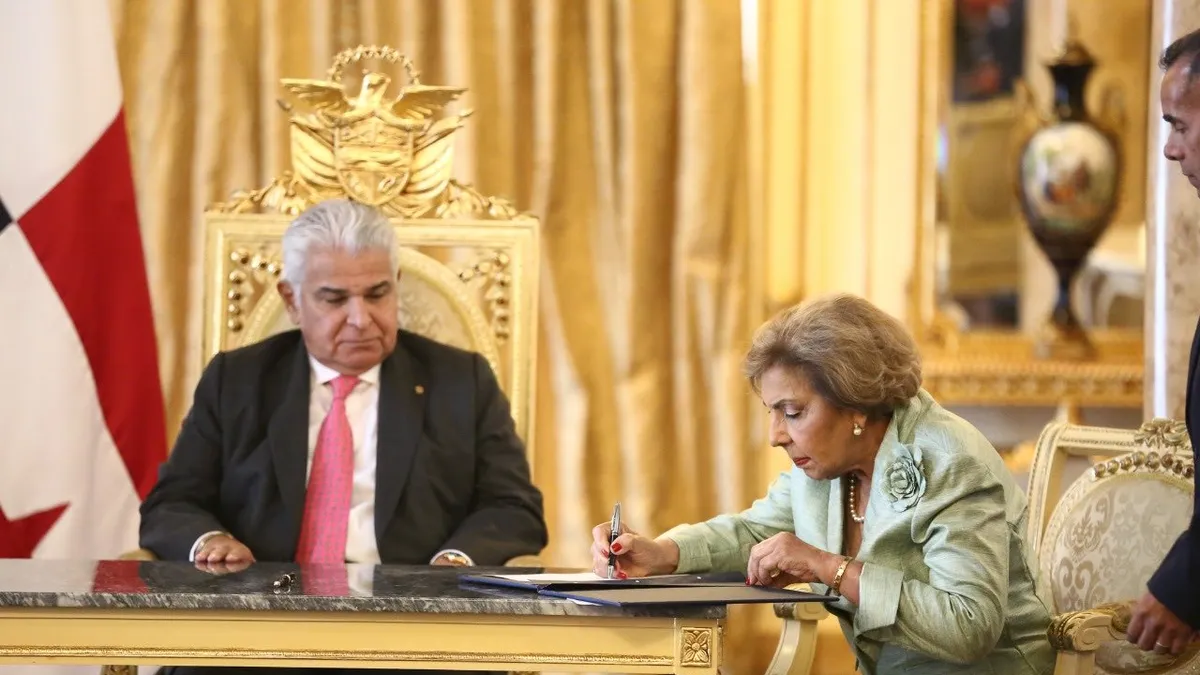 Mayín Correa asume oficialmente el cargo de gobernadora de la provincia ...