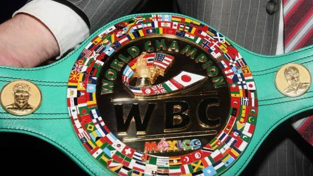 El CMB desvela cinturón de piel y oro para ganador de Mayweather-Álvarez