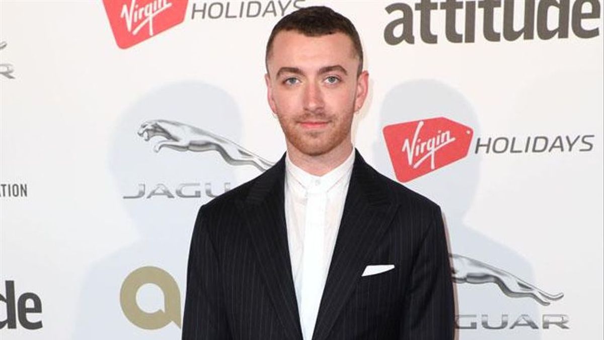 Sam Smith confirma su relación con el actor Brandon Flynn