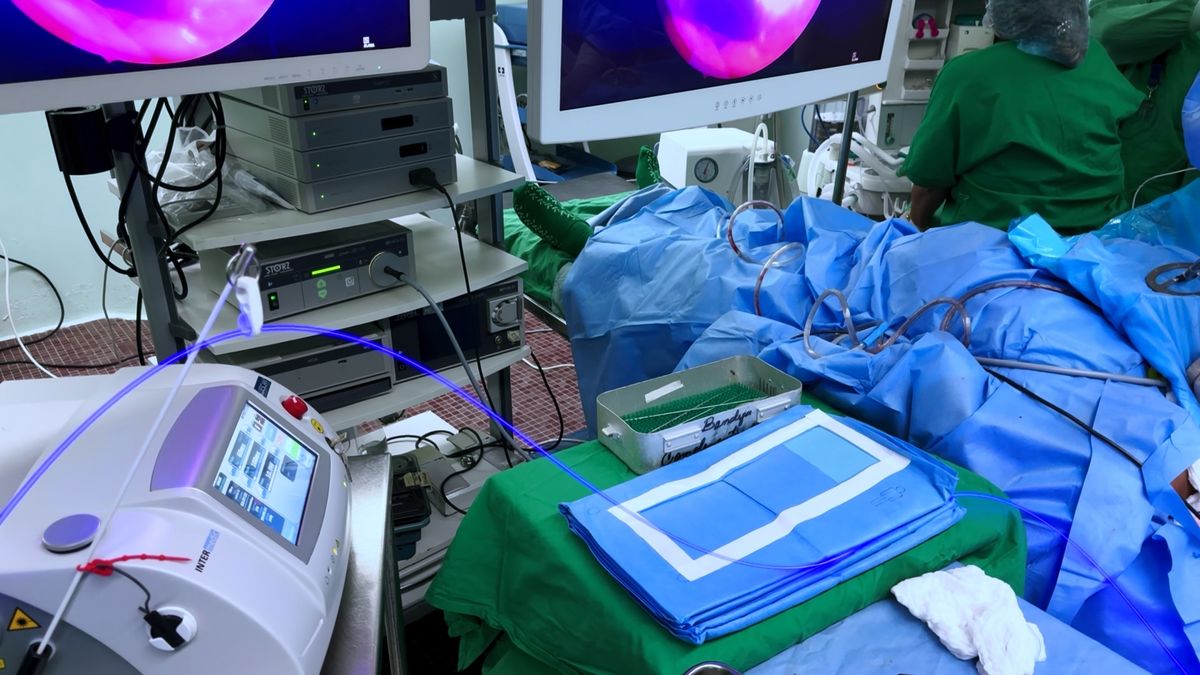 CSS adquiere innovador láser azul para cirugías