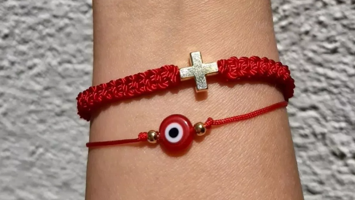 Pulsera roja: ¿Qué significa y por qué se le coloca a los bebés?
