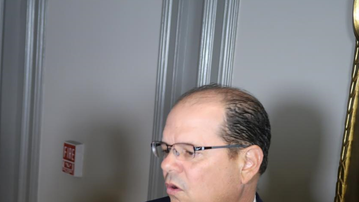 Manuel Arias apunta a la regionalización en el fútbol nacional