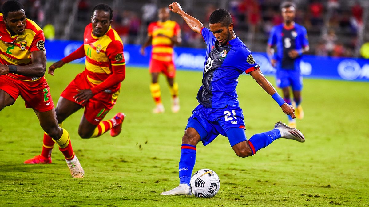 OFICIAL: César Yanis viaja a España para pruebas médicas