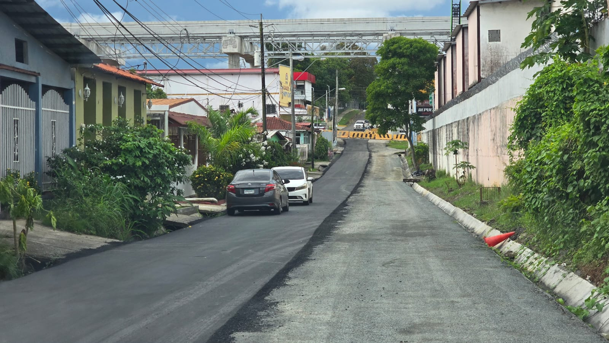 MOP en Panamá Oeste inicia trabajos de rehabilitación vial en Arraiján ...