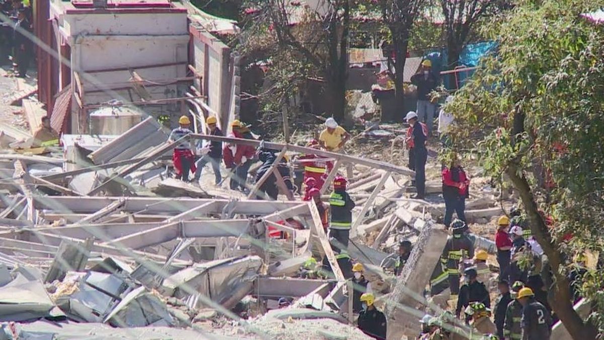 Dos Muertos Y Decenas De Heridos Deja Explosión En México