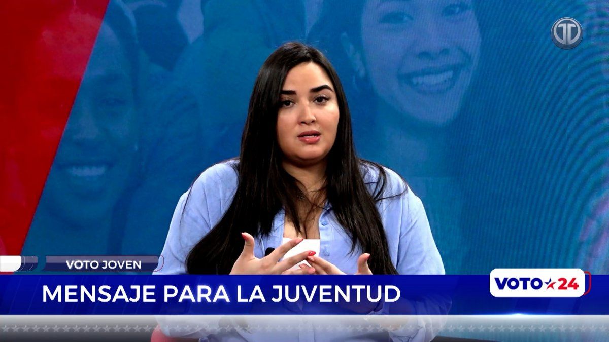 Voto Joven: Athenas Athanasiadis, candidata a la vicepresidencia por libre postulación