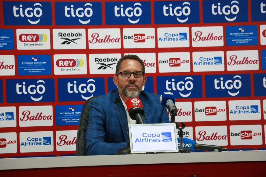 Mike Stump, DT de selección de Panamá Sub17: El equipo está listo