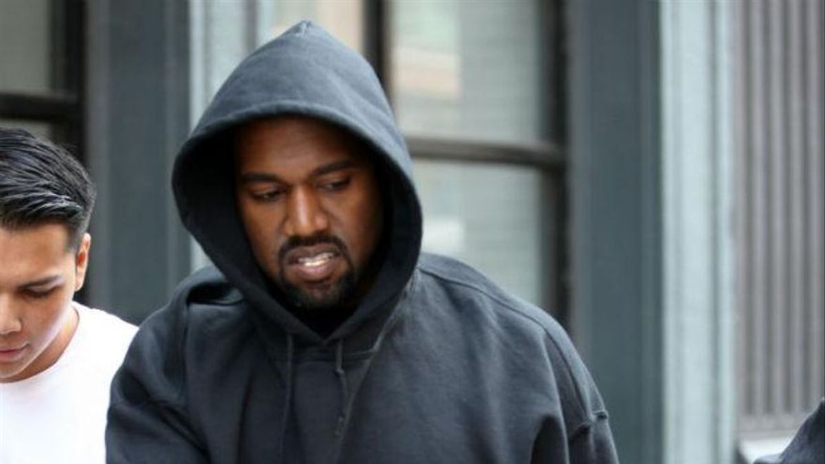 Kanye West dice adiós a sus casas del futuro