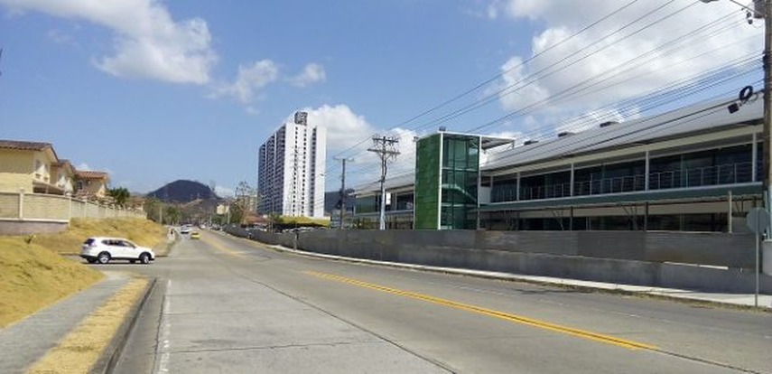 El MOP inicia los trabajos de reparación de la avenida Condado del Rey