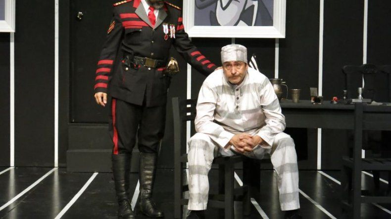 Alejandro Bichir revela las mañas de sus hijos en el teatro