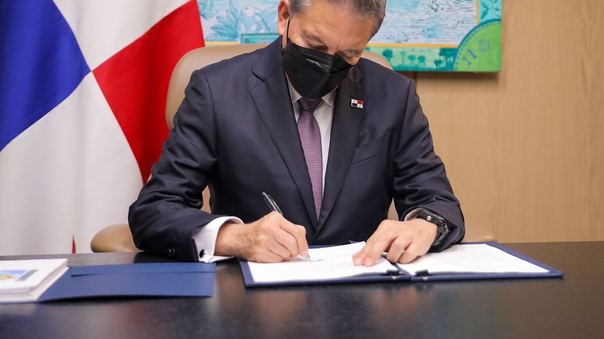 Presidente Cortizo firma decreto que aprueba la Estrategia Nacional del ...