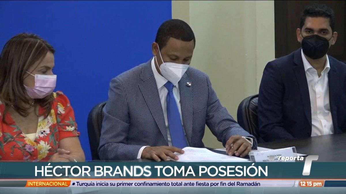 Héctor Brands toma posesión como director de Pandeportes