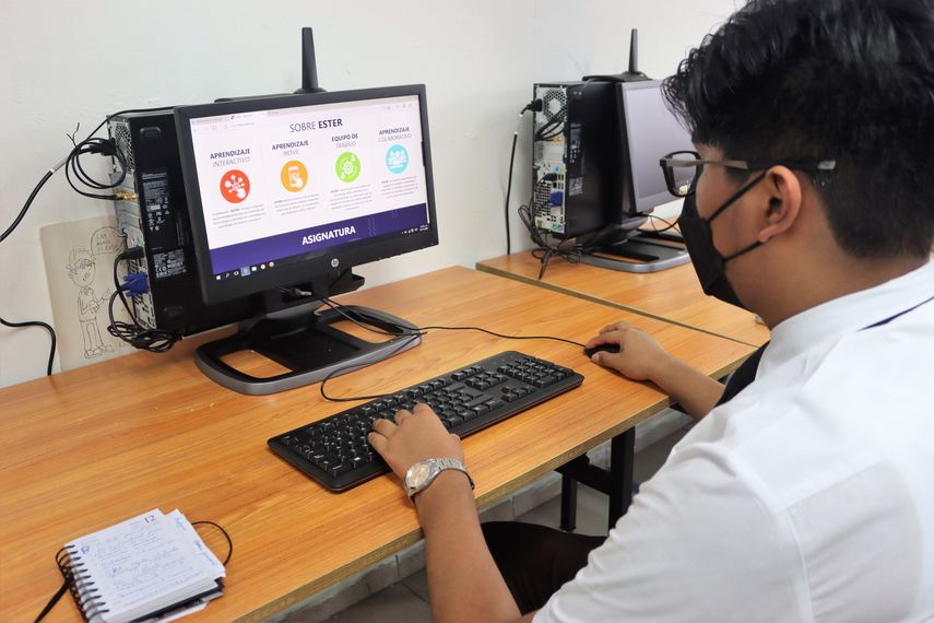 Simuladores de laboratorio y digitalización de guías, entre innovaciones de la plataforma ESTER