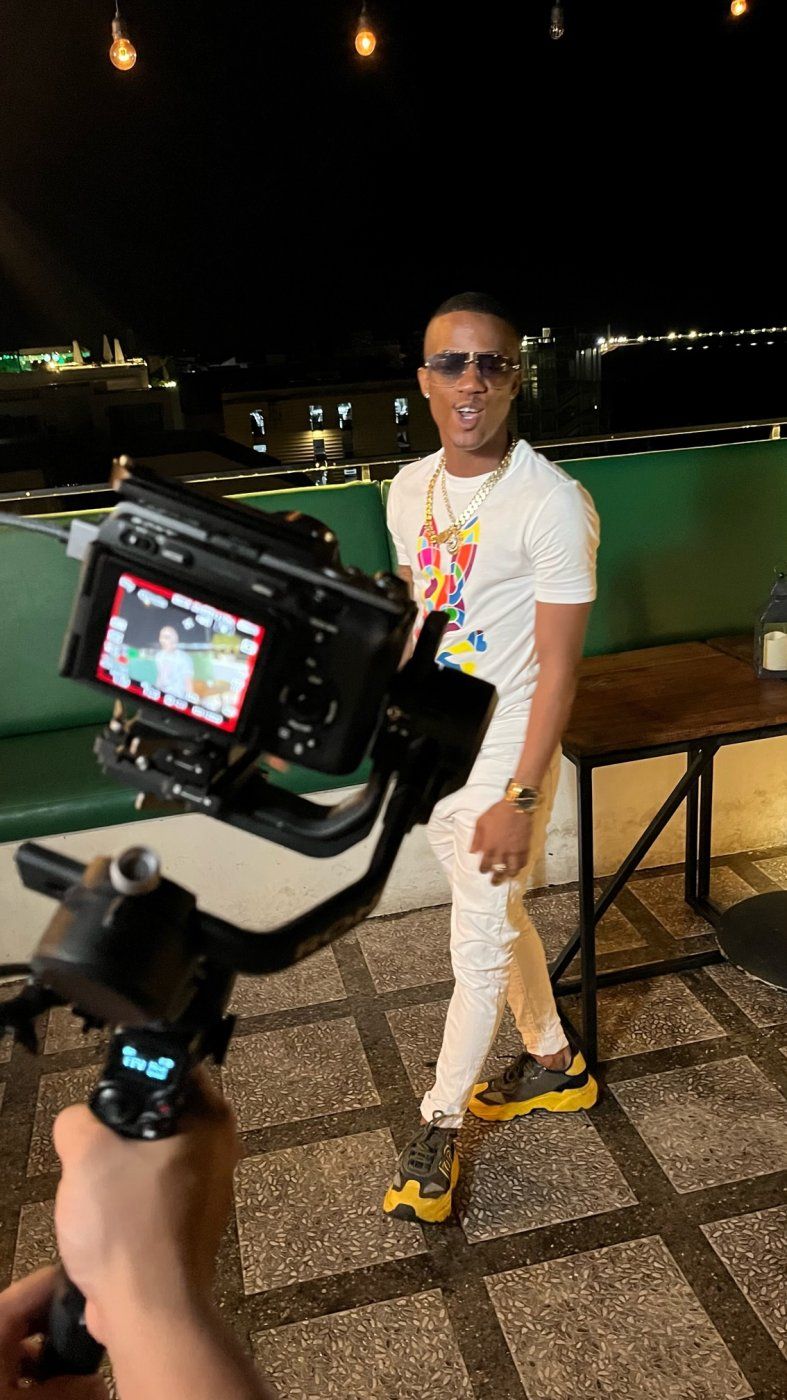 Barbel trae nuevo material musical de la mano del productor Lucho Spada