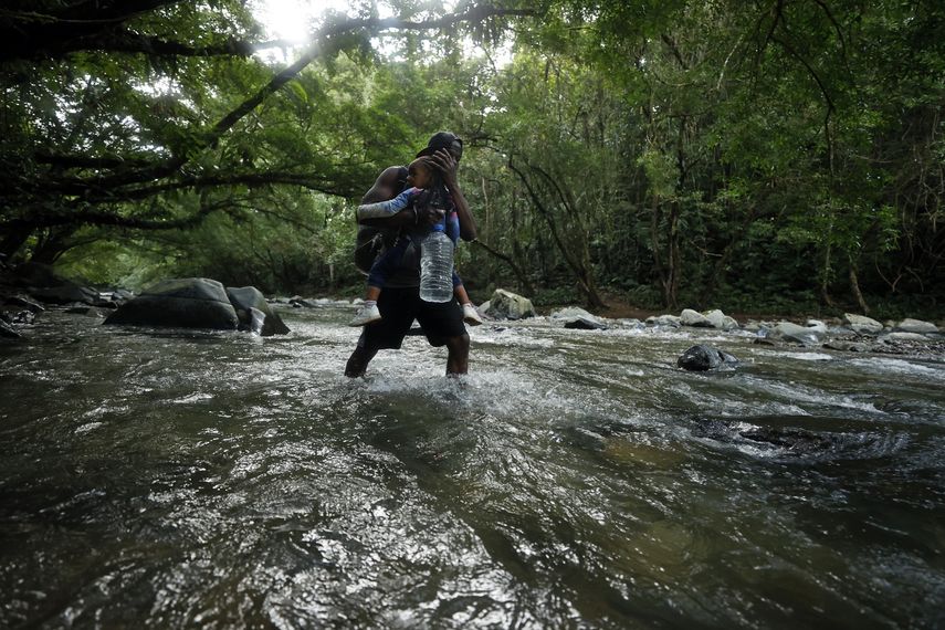 Senafront: 108 mil migrantes han pasado por Panamá este año