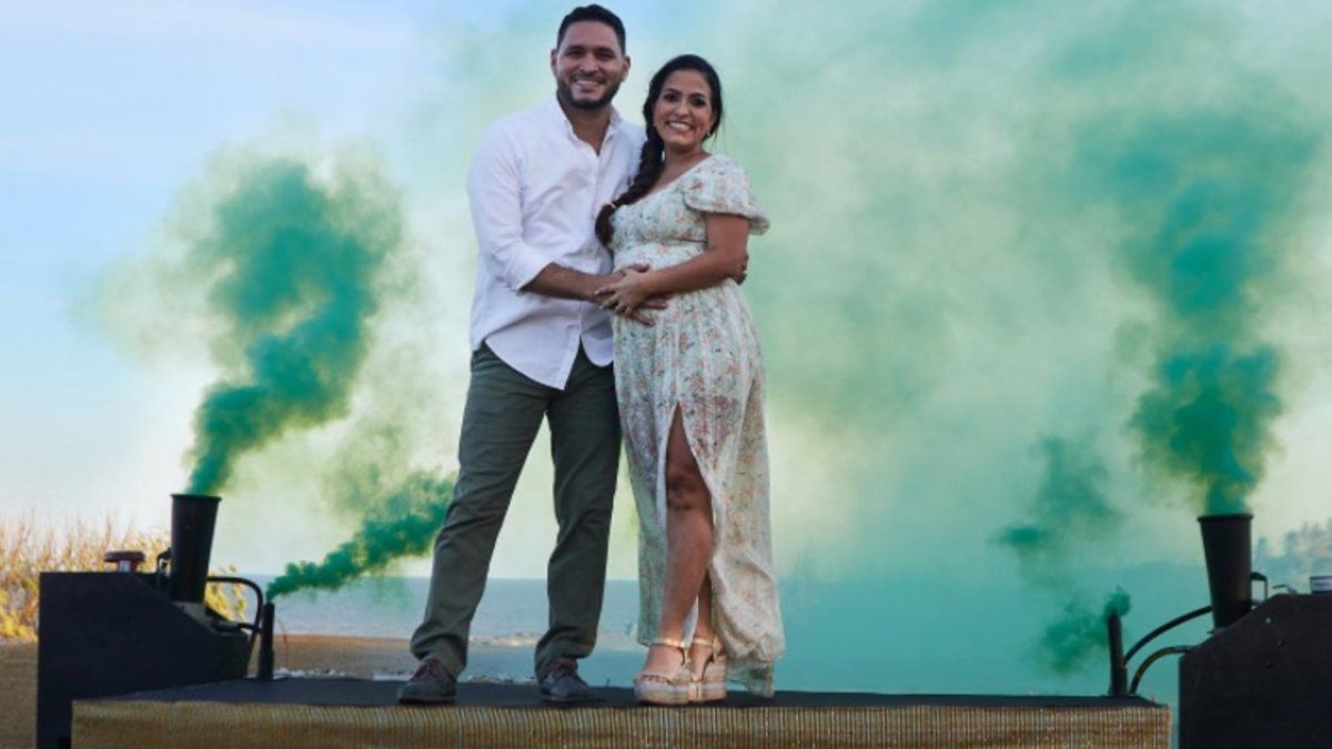 Víctor Ballesteros revela el sexo de su bebé, se llamará Bastian André