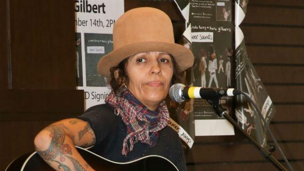 Linda Perry pide perdón a Lady Gaga tras afirmar que no merecía su ...