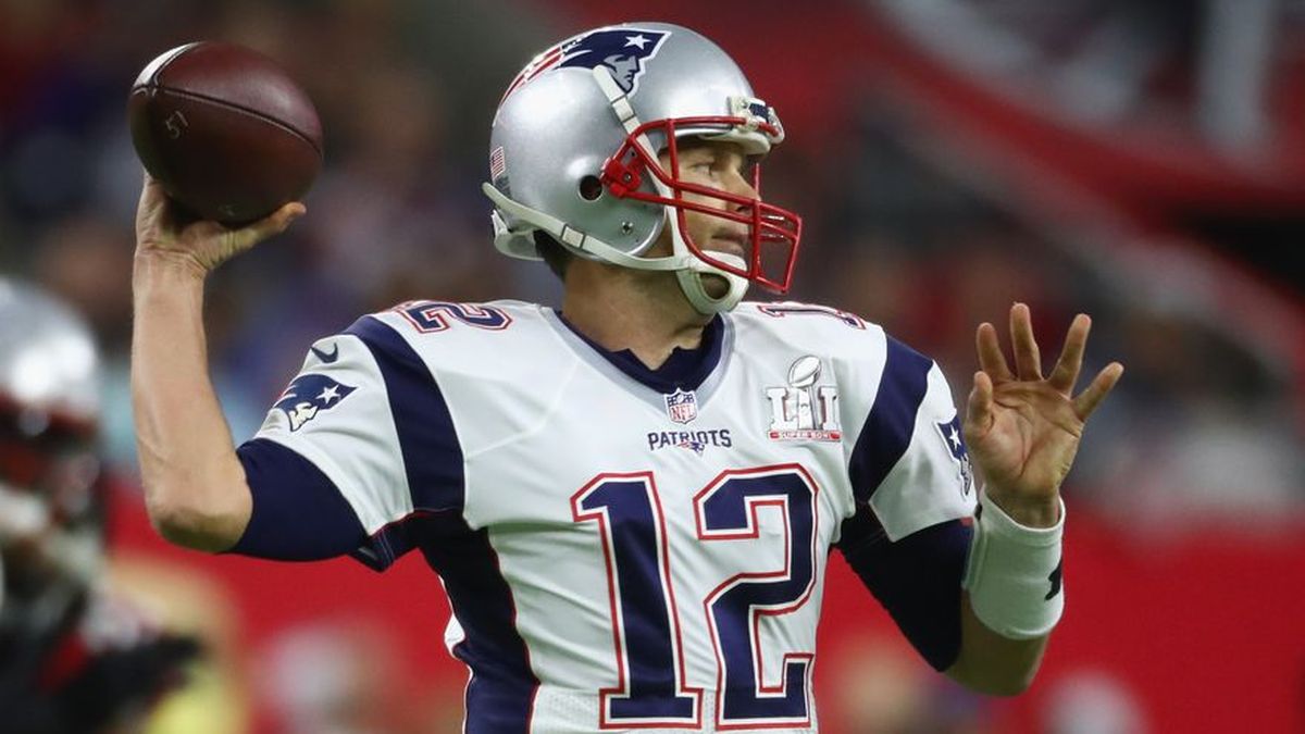 Aparece en México la camiseta que Tom Brady usó en el Súper Bowl