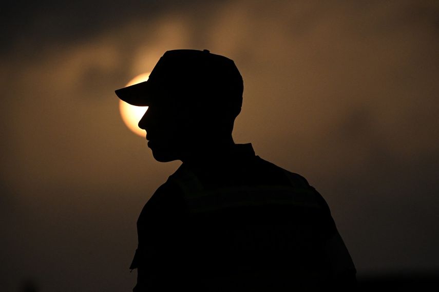 Migrante venezolano demanda a Trump por enviarlo a megacárcel de El ...