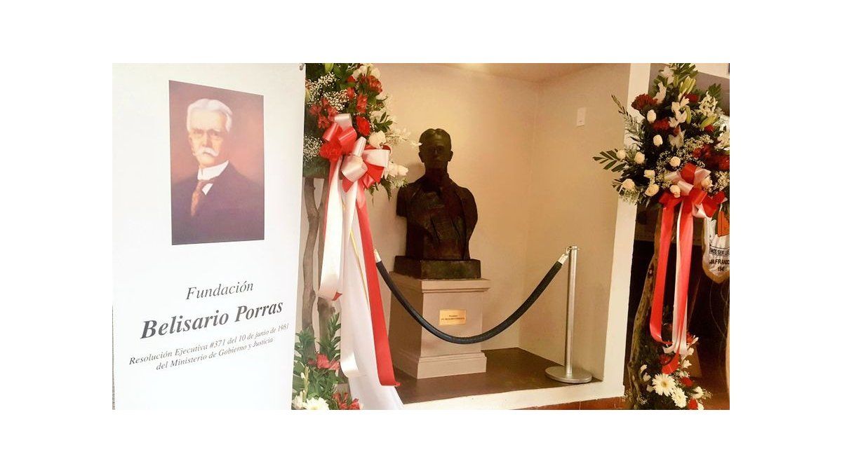 Inauguran busto del Dr. Porras en la Escuela Belisario Porras en San ...