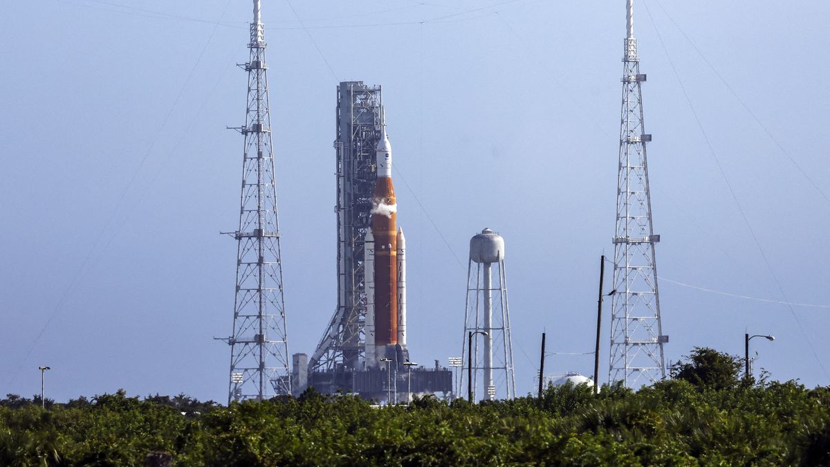 La NASA vuelve a aplazar el despegue de su cohete lunar