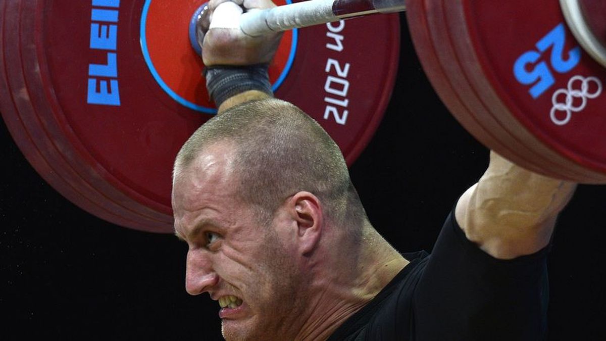 Dolega, triple campeón mundial de halterofilia, suspendido por dopaje