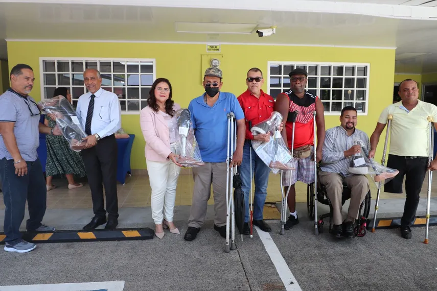 SENADIS: Personas con Discapacidad reciben beneficios