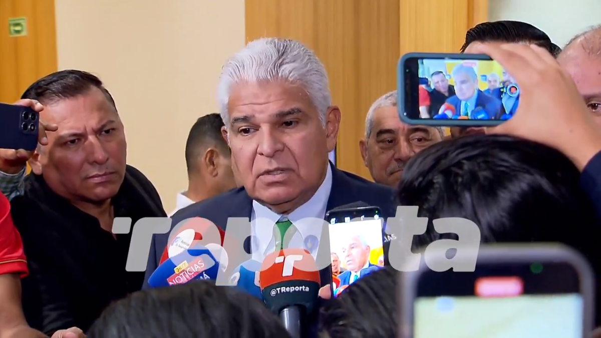 José Raúl Mulino, presidente electo de Panamá, concluye reunión con la bancada Panameñista