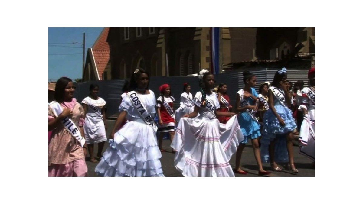 Más de 60 delegaciones participarán del desfile en Colón