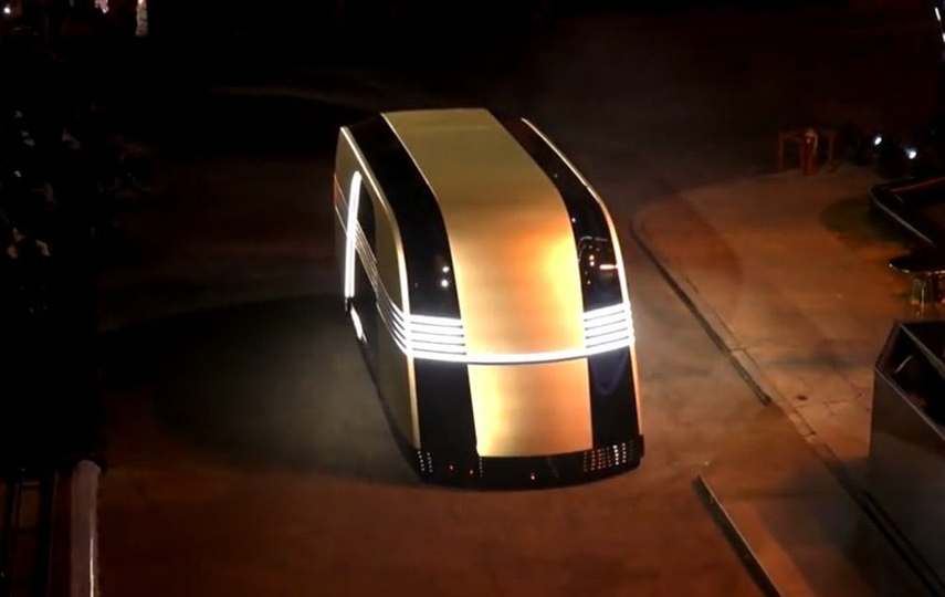 De Cyibertruck a Robotaxi: Elon Musk presenta un nuevo auto de Tesla