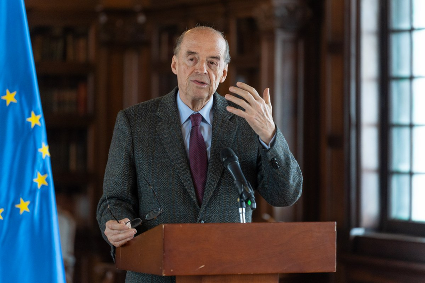 Canciller colombiano Álvaro Leyva expresa sus disculpas a Panamá