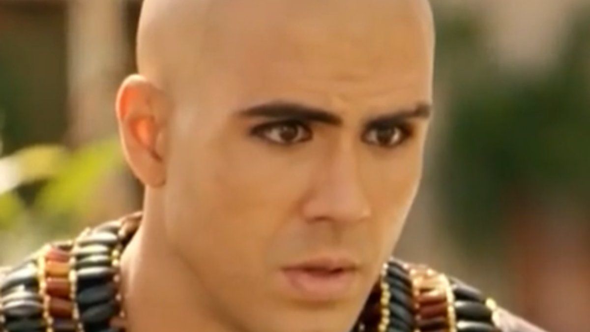 ABRAHAM | José queda sin palabras al ver a su dueña desnuda