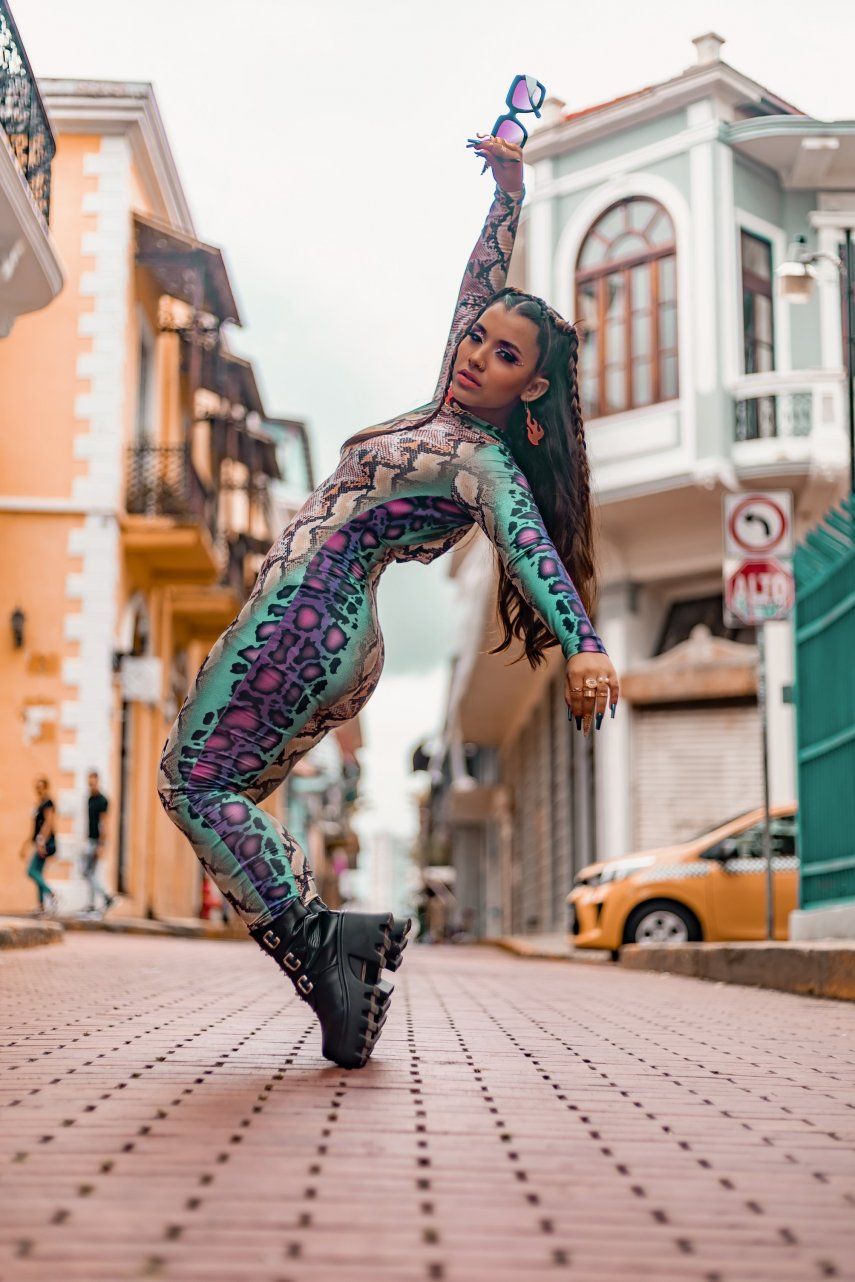 Dama Perz debuta como artista urbana con Evolución