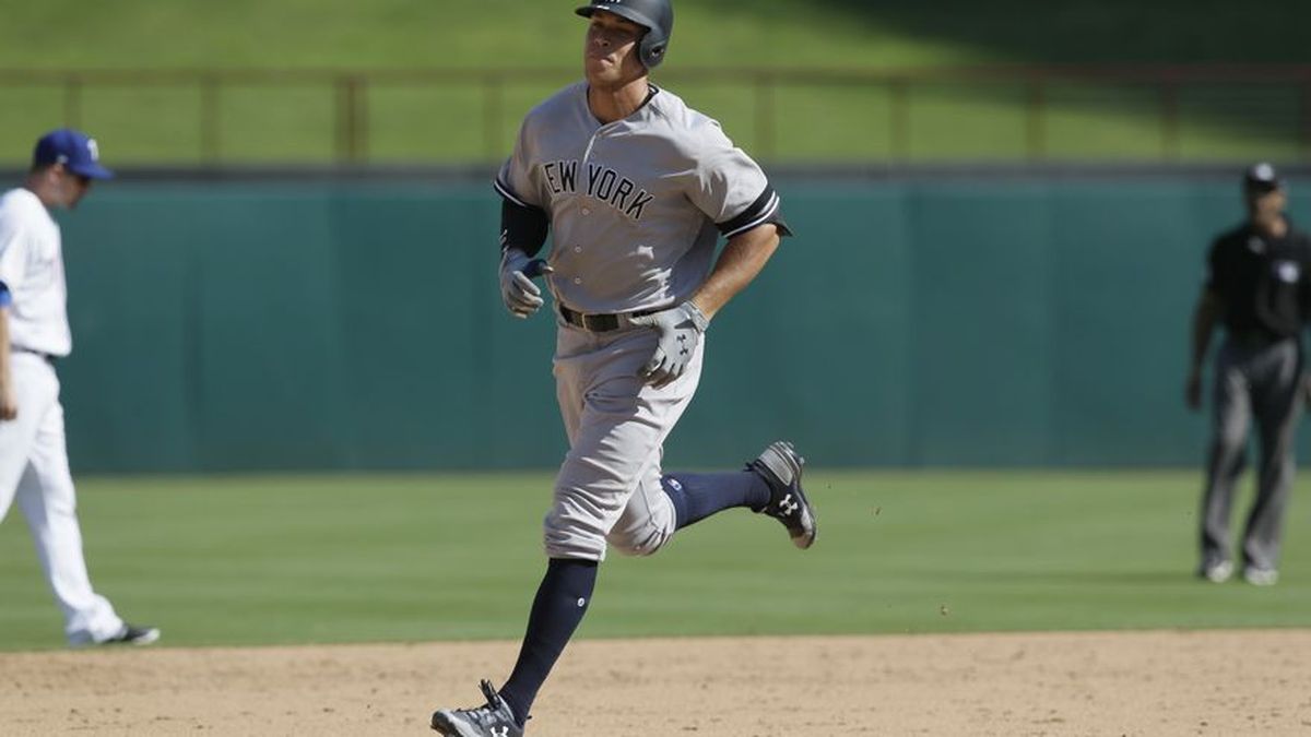 Judge y Sánchez batean 2 jonrones; Yanquis apalean a Rangers