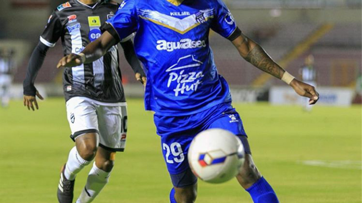 Daniel Ortiz del Árabe Unido se pierde la temporada por fractura de tibia