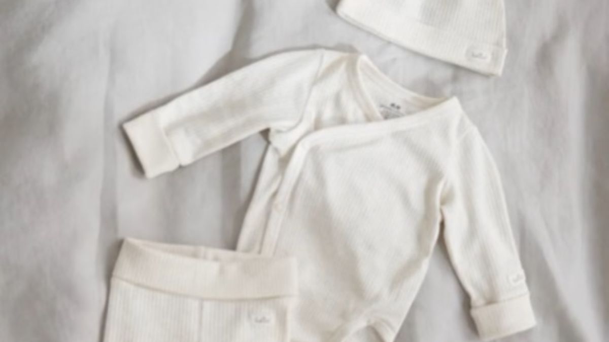 La moda lanza prendas extensibles que se adaptan al crecimiento del bebé