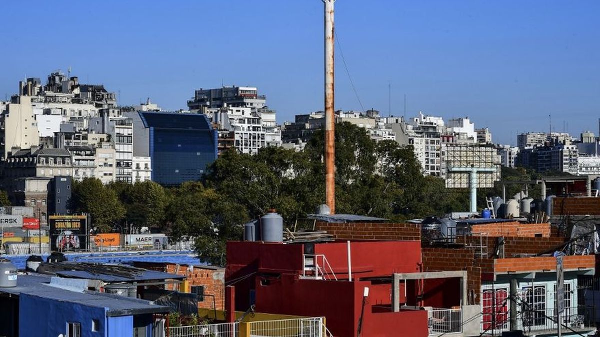 La COVID-19 se dispara en un barrio marginal en el corazón de Buenos Aires