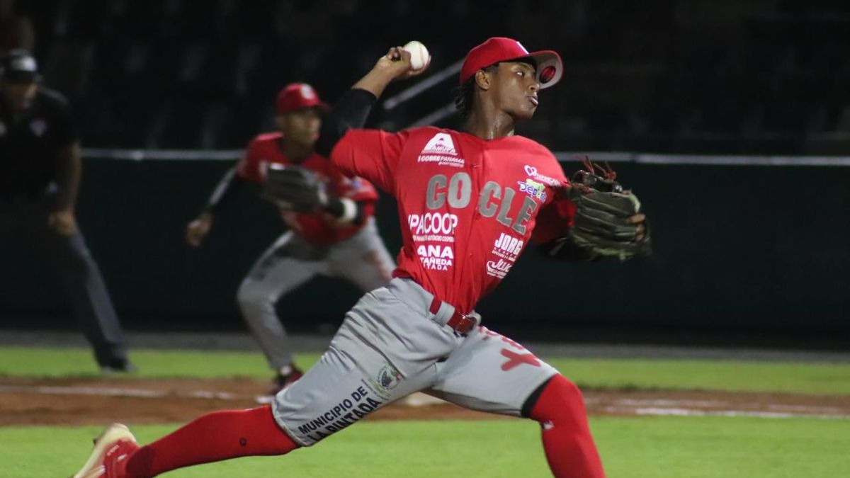 Béisbol Juvenil 2025: Líderes del torneo lograron victorias